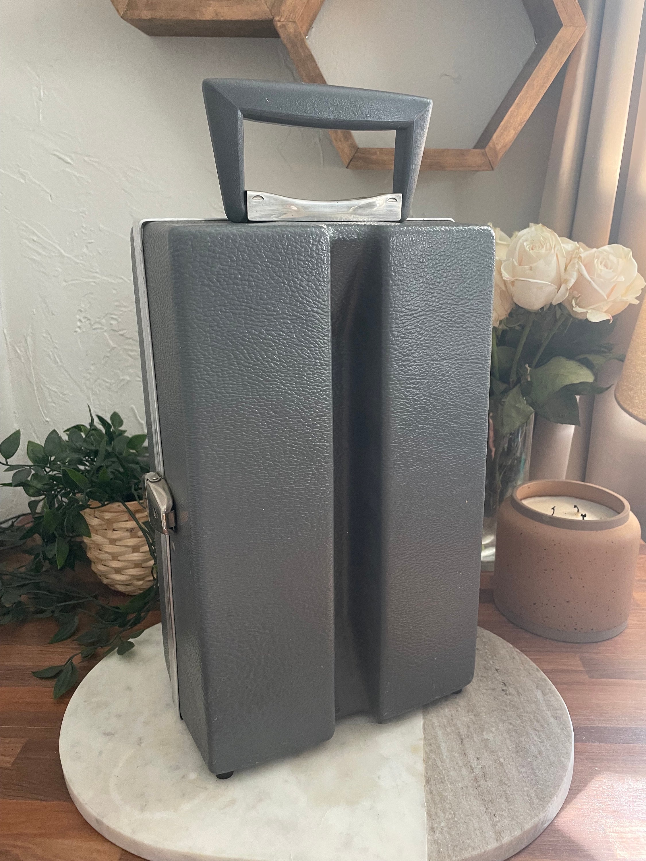 Vintage Travel Bar Portable Pub 2 Bottle Suitcase Cocktail Liquor ...