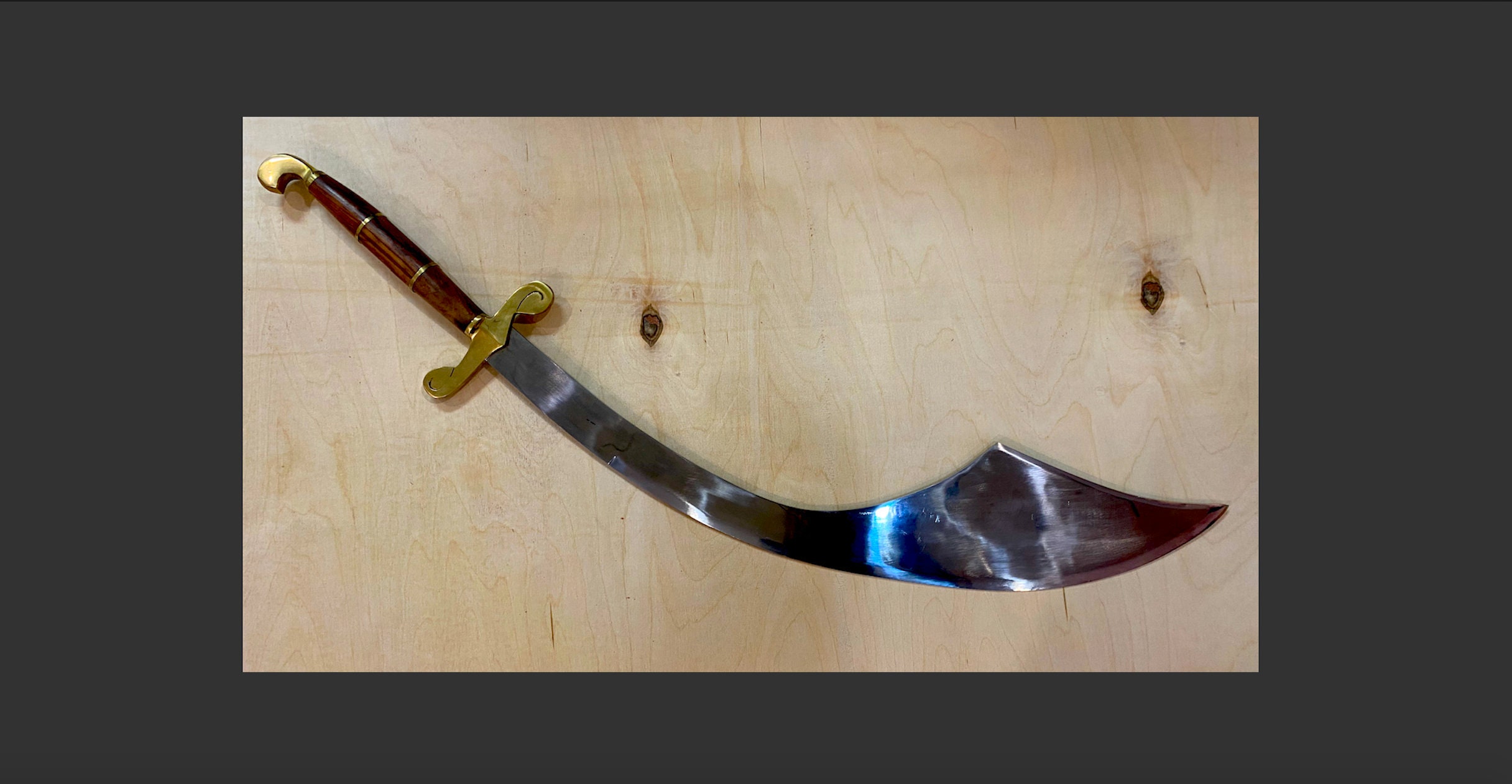 Ancient Arabian Scimitar Sword