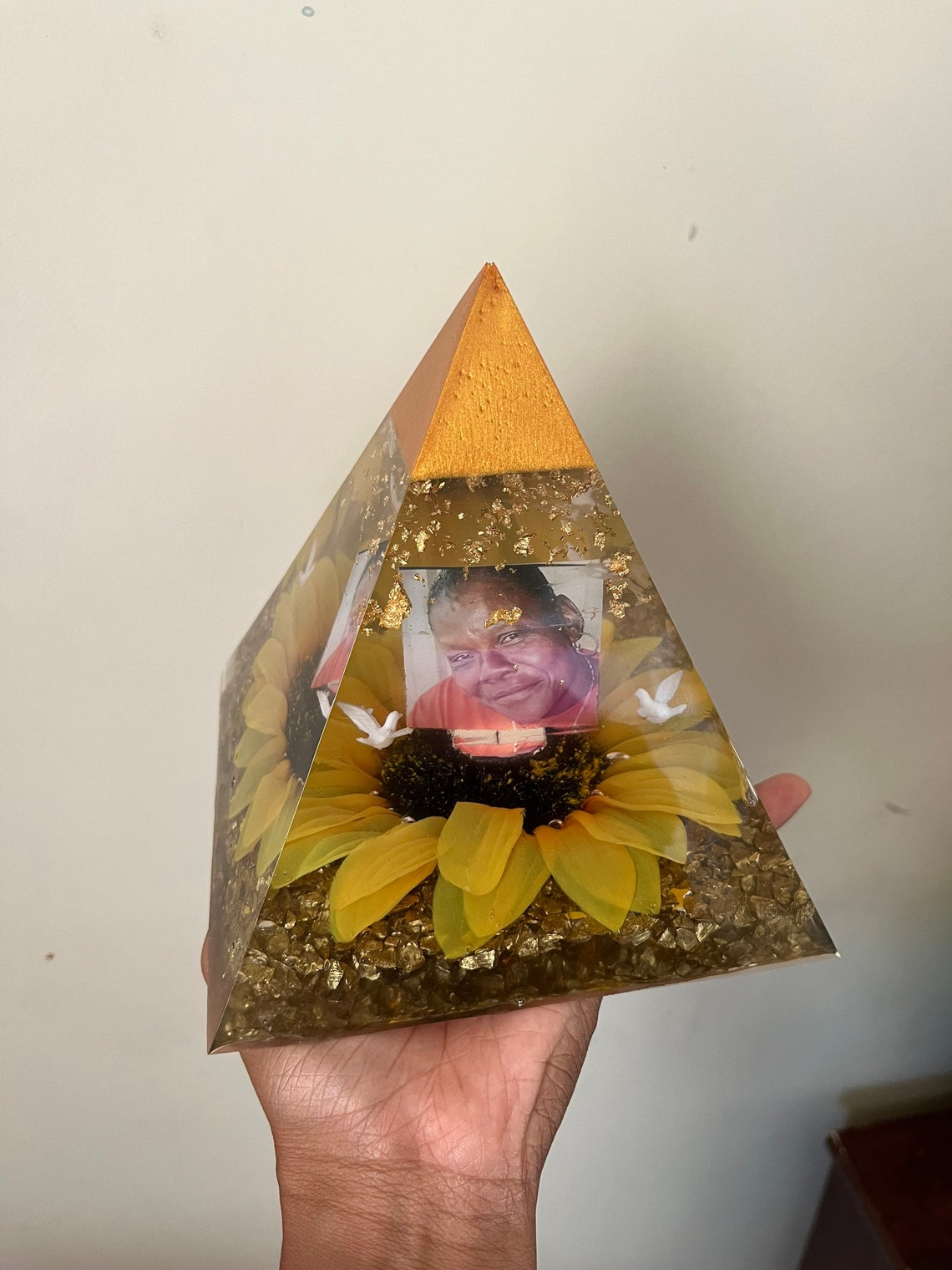 Custom Resin Pyramid - Etsy