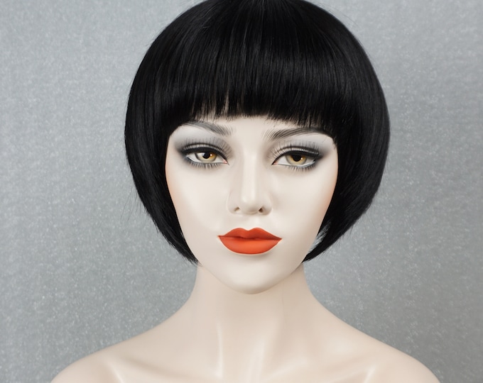 Black Bob Wig. Short Wig. Short Black Wig. Heat-friendly Synthetic Hair ...