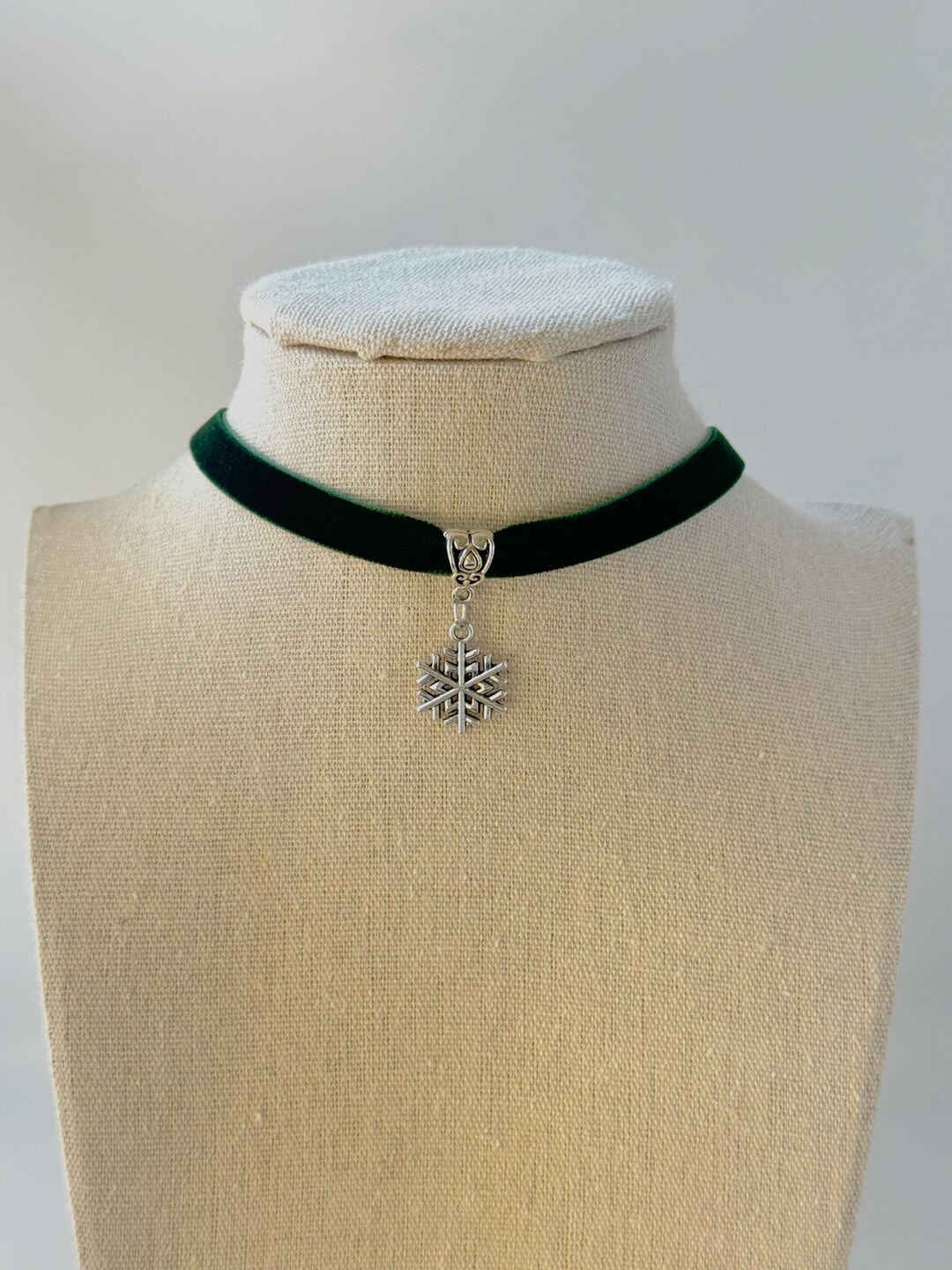 Dark Green Velvet Silver Snowflake Choker, Snowflake Necklace, Antique ...