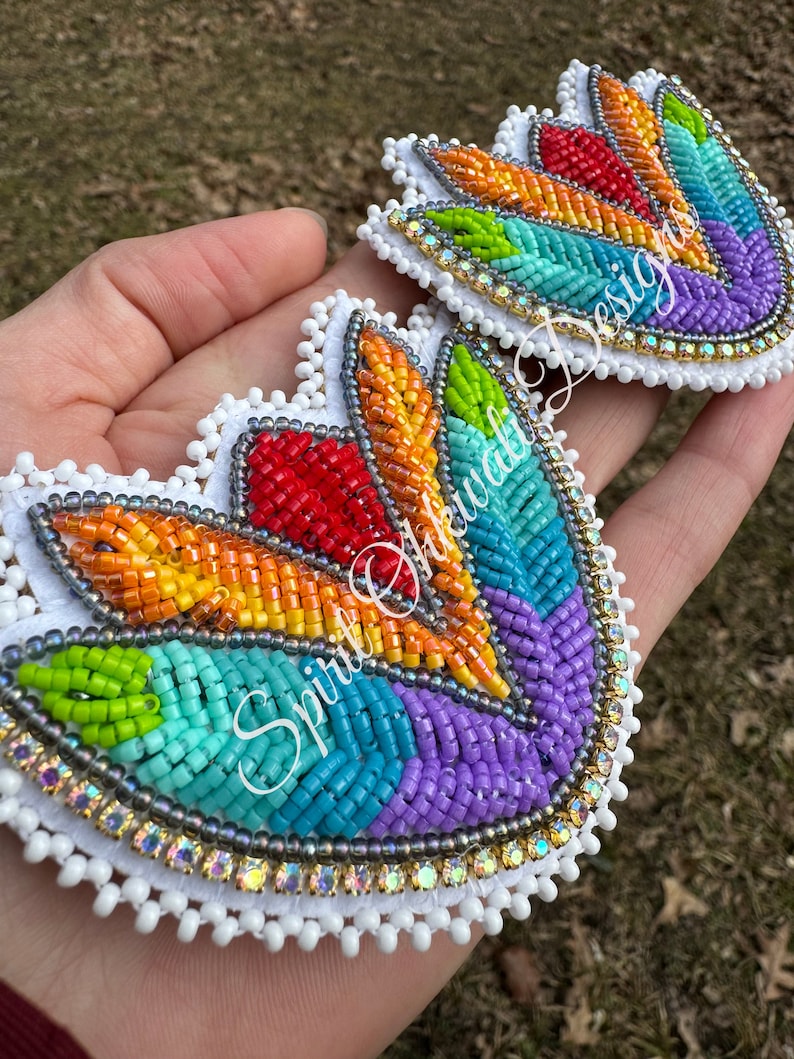Indigenous Raised Beaded Medallion Set - Etsy