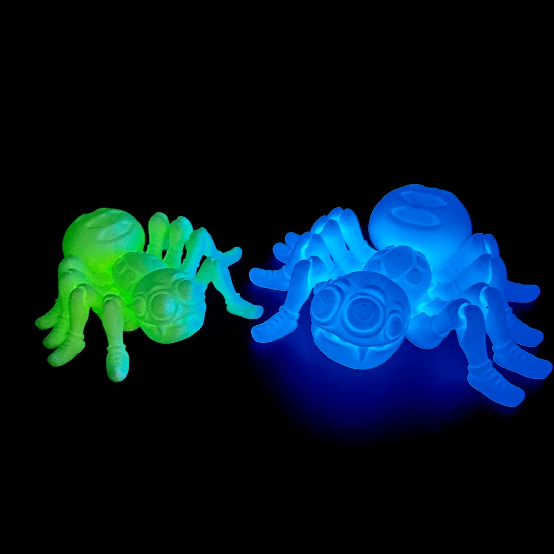 Cute Spider Glow in the Dark! Articulated Flexi Fidget Toy Cute ...