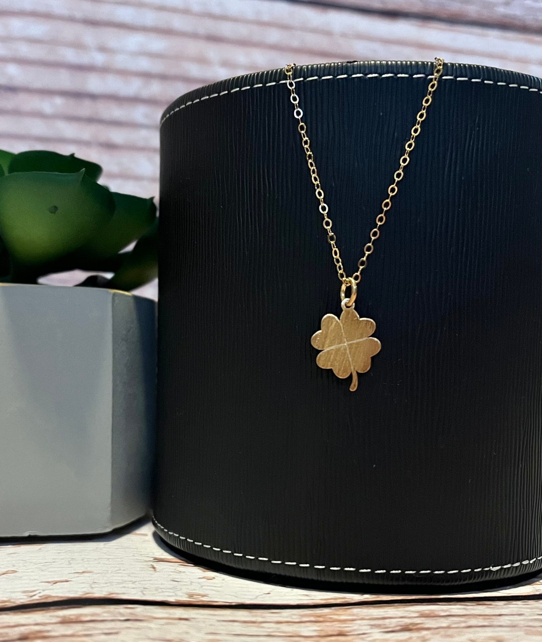 Four Leaf Clover Gold Necklace - Etsy