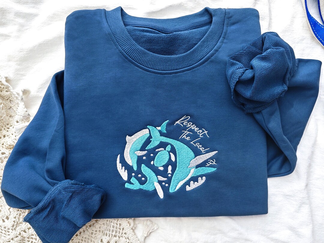 Blue Ocean Whale Embroidered Sweatshirt,embroidered Blue Whale Crewneck ...