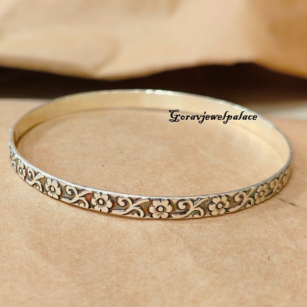 Flower Bangle - Etsy