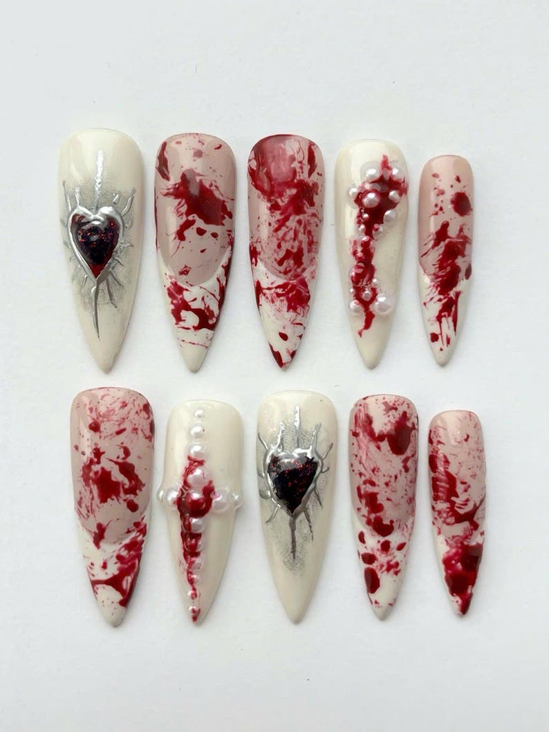 Bloody Heart Press on Nails, Horror Halloween Fake Nails, Creepy Blood ...