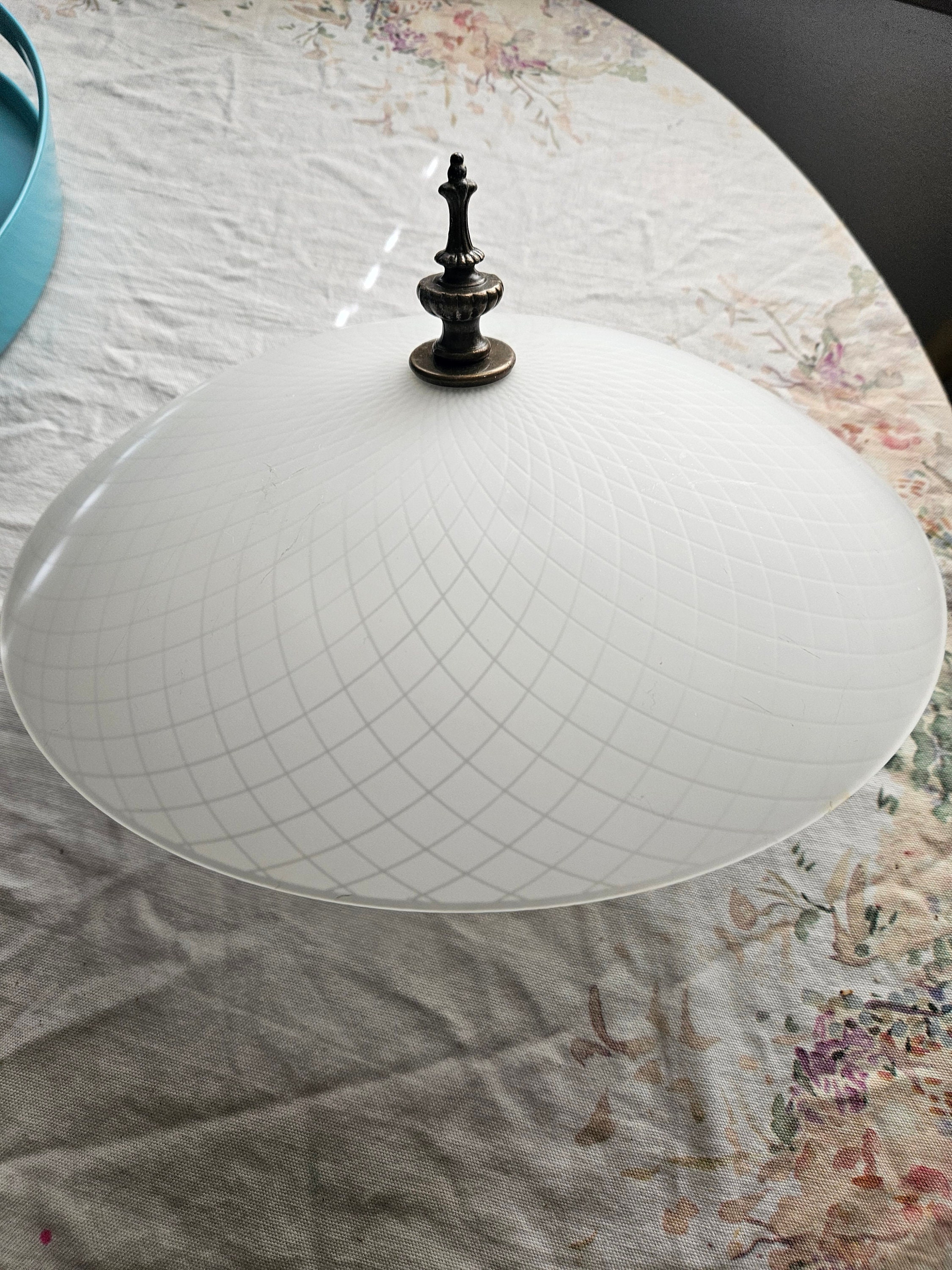 Vintage UFO Flying Saucer Ceiling Fixture / Geometric Swirl Glass - Etsy