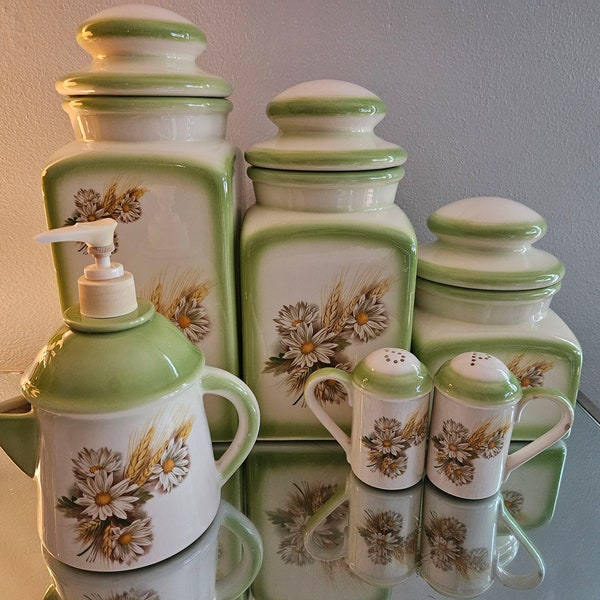 Daisy Kitchen Decor - Etsy