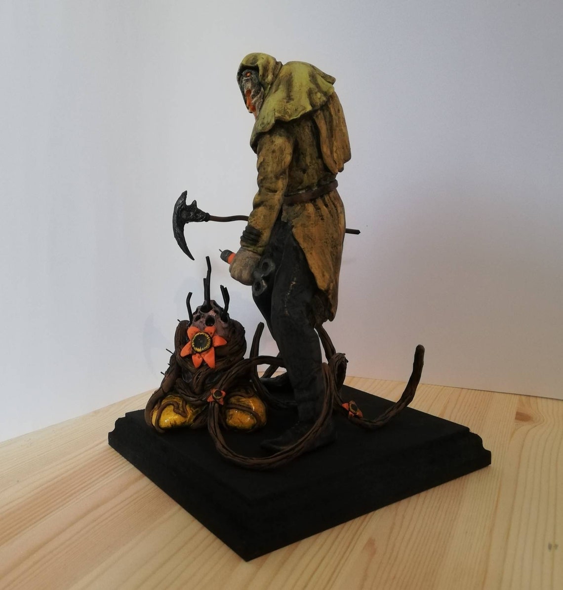 Dead by daylight blight figure with base. | Etsy