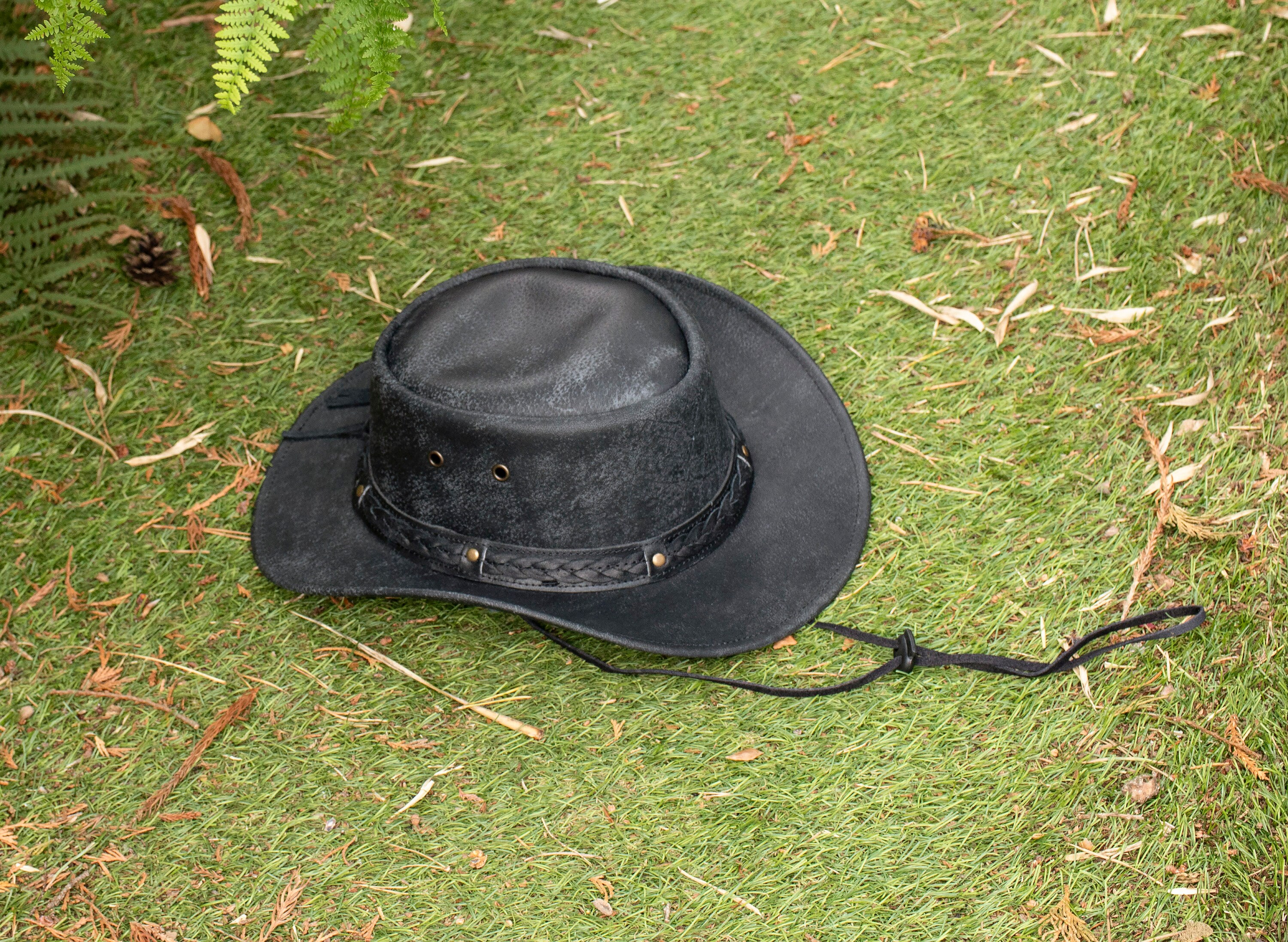 The Wilds Black Leather Hat – Distressed Foldable Bush Hats | Cowboy ...