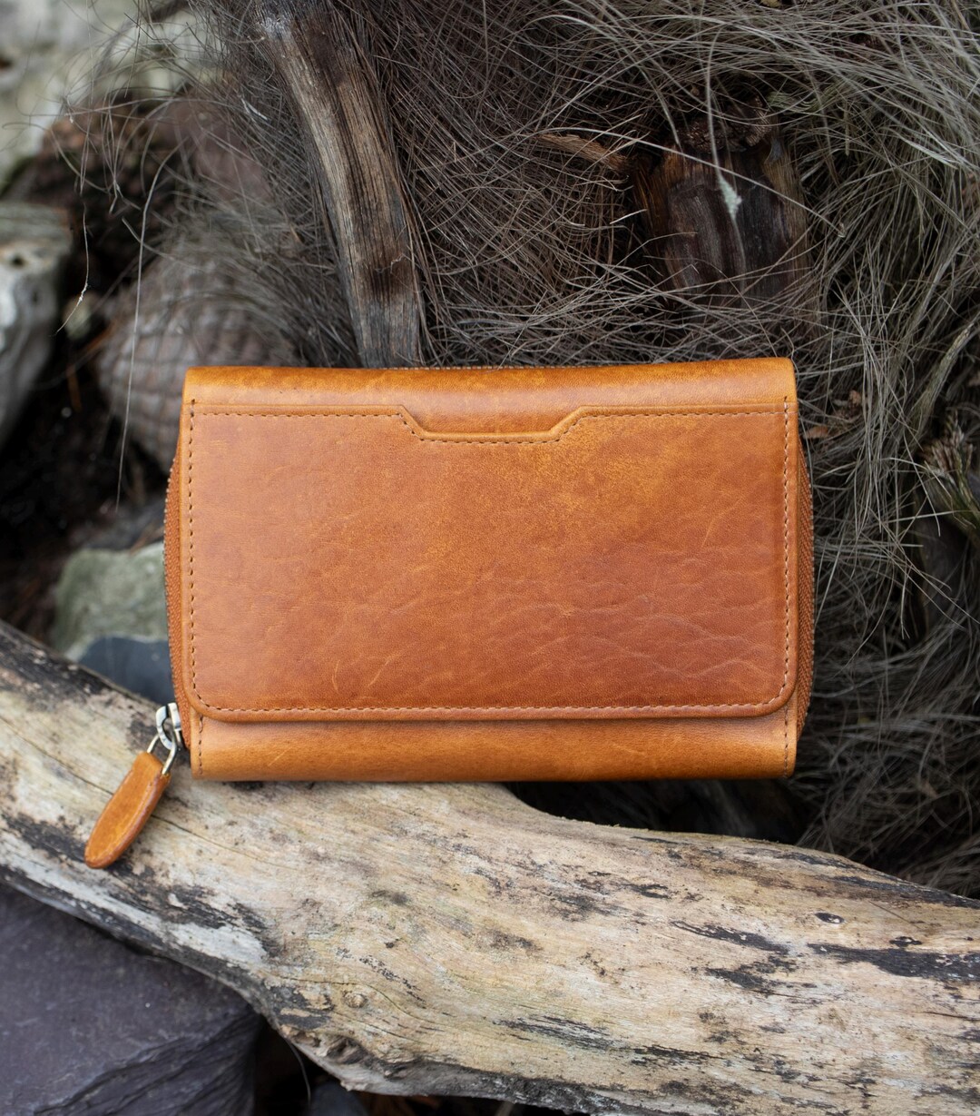 Womans Large Leather Purse Wallets Vintage Leathers Wombat Artisan ...