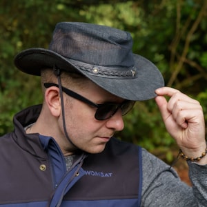 Wombat Foldable Black Leather Hat the Wilds AIR Full Grain Leather Mesh ...