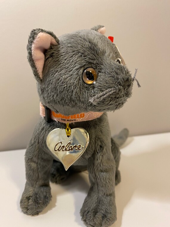 Garfield Movie Arlene