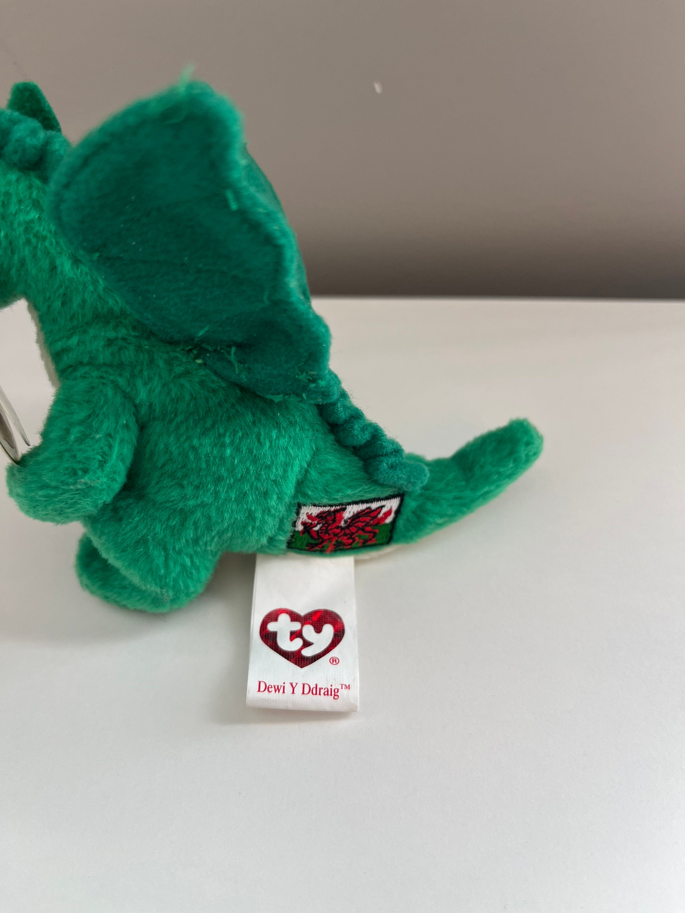TY Beanie Buddy “Dewi Y Ddraig” the Green Dragon - UK Exclusive - No Hang Tag *Rare* (10 inch ...