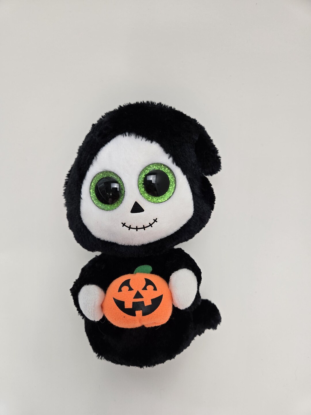 TY Beanie Boo “treats” the Halloween Ghost / Reaper / Ghoul - No Hang ...