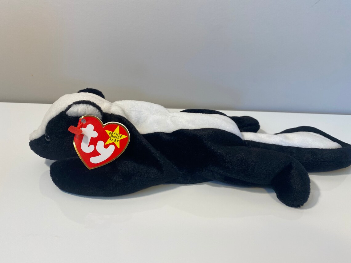 TY Beanie Baby stinky the Skunk 8 Inch | Etsy