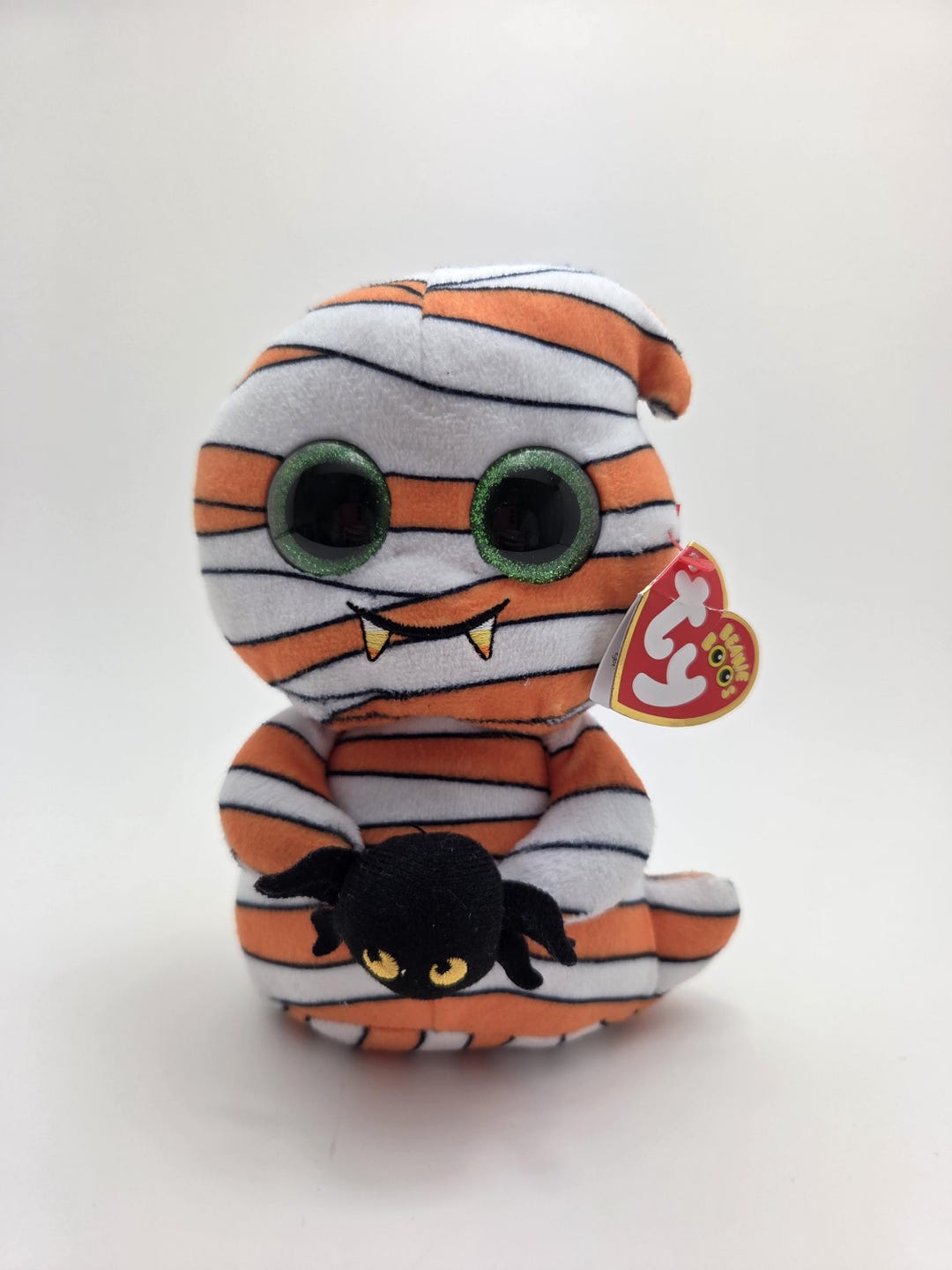 Ty Beanie Boo “mumford” the Halloween Ghost Holding Spider - Creased ...