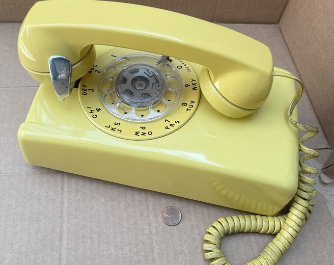 FANTASTIC 1978 Northern Telecom Rotary Wall Phone Model 554 BMP YELLOW ...