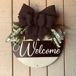 Welcome Sign, METAL Welcome Tan Wood Sign, 12 Inches in Diameter Metal ...