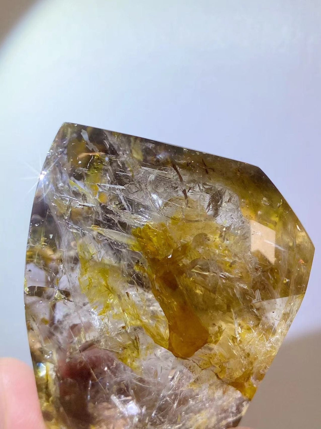 Moving Bubbles Inside Quartz-enhydro Quartz-water Inside Quartz-bubbles ...