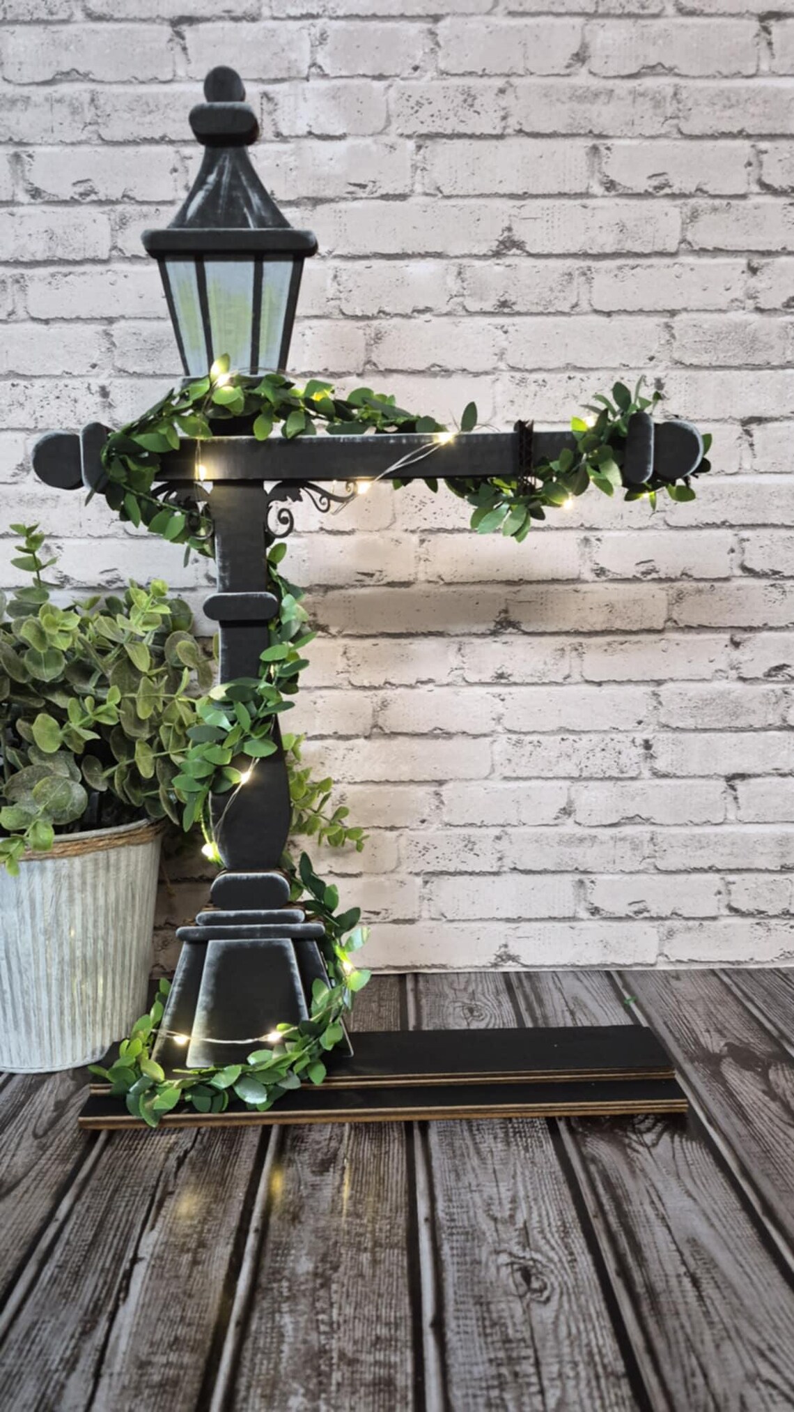 Interchangeable Lamp Post SVG | Lighted Lamp Post File | DIY Seasonal ...