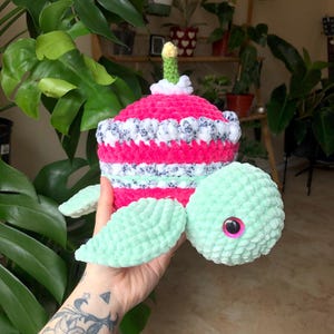 Birthday Cake Sea Turtle | Digital PDF Crochet Amigurumi Pattern ...