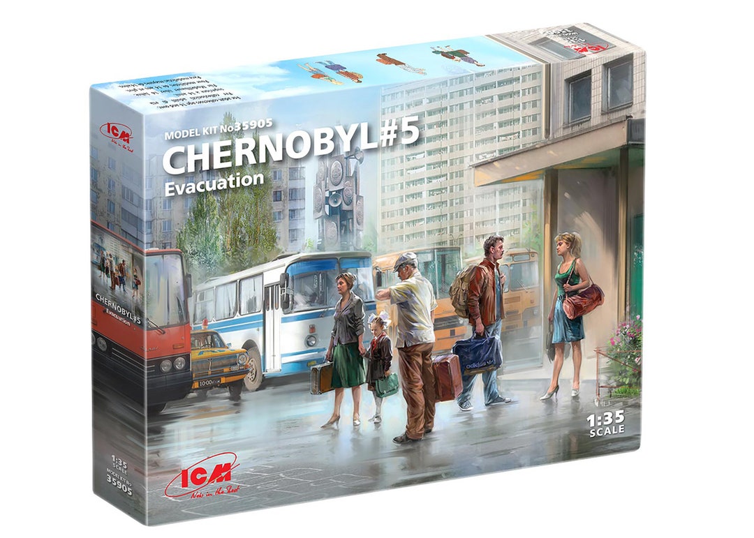 1/35 Chernobyl 5. Evacuation 4 Adults, 1 Child and Luggage ICM 35905 ...