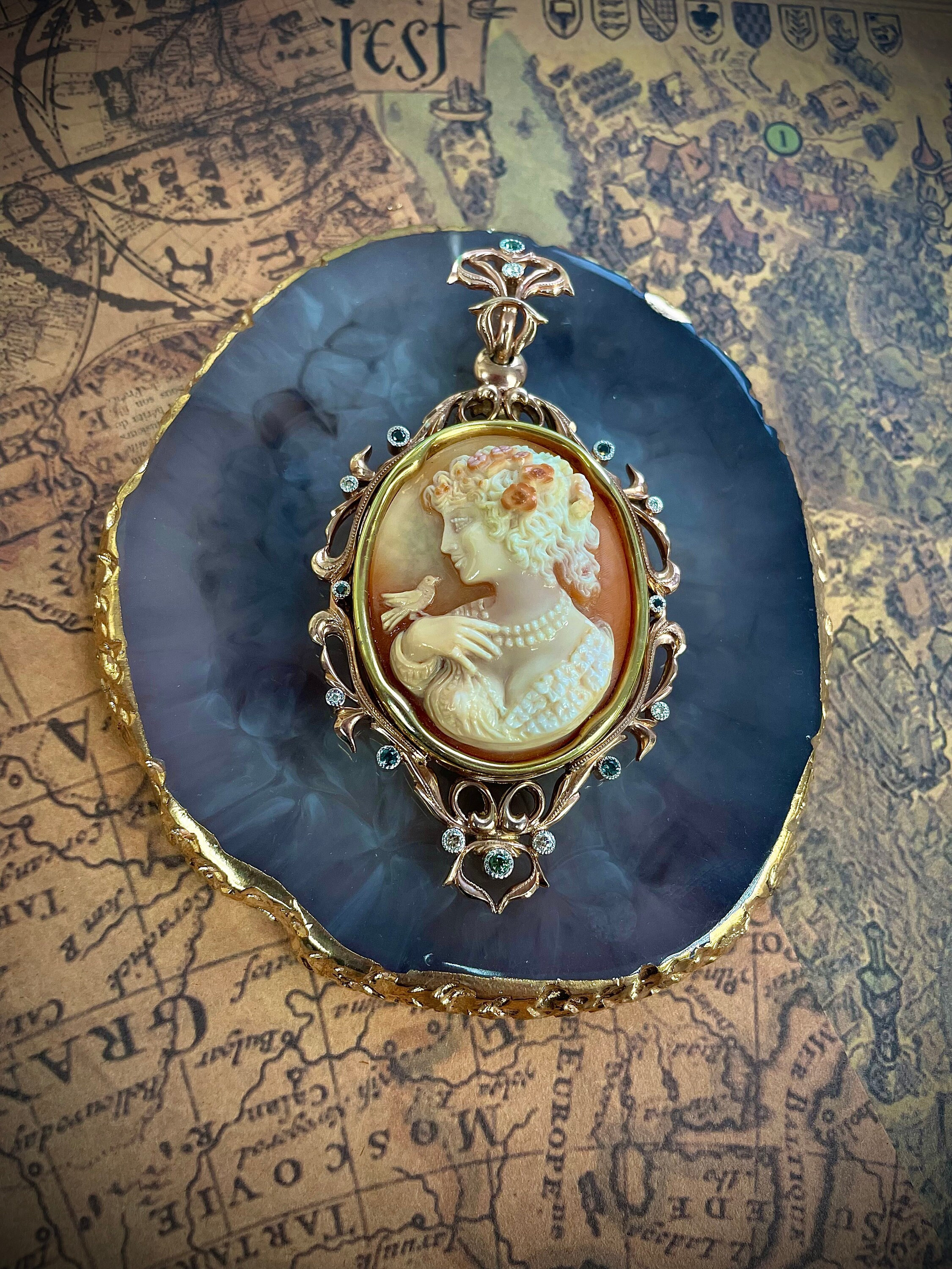 Real Sea Shell Handmade Engraving Details Lady Jewelry Pendent Vintage ...