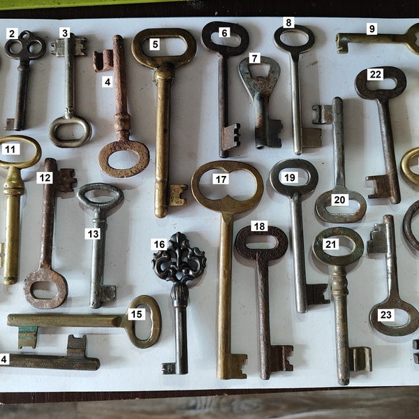 Old Skeleton Keys - Etsy
