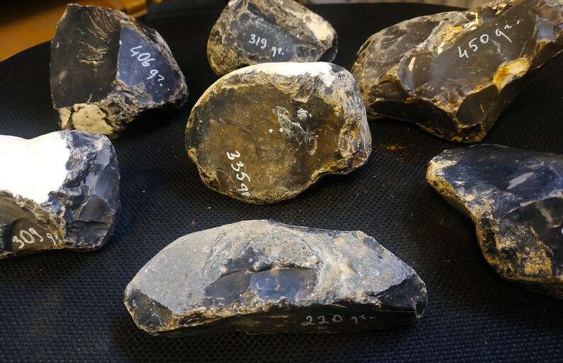 Black FLINT Stone Fire Stone. - Etsy