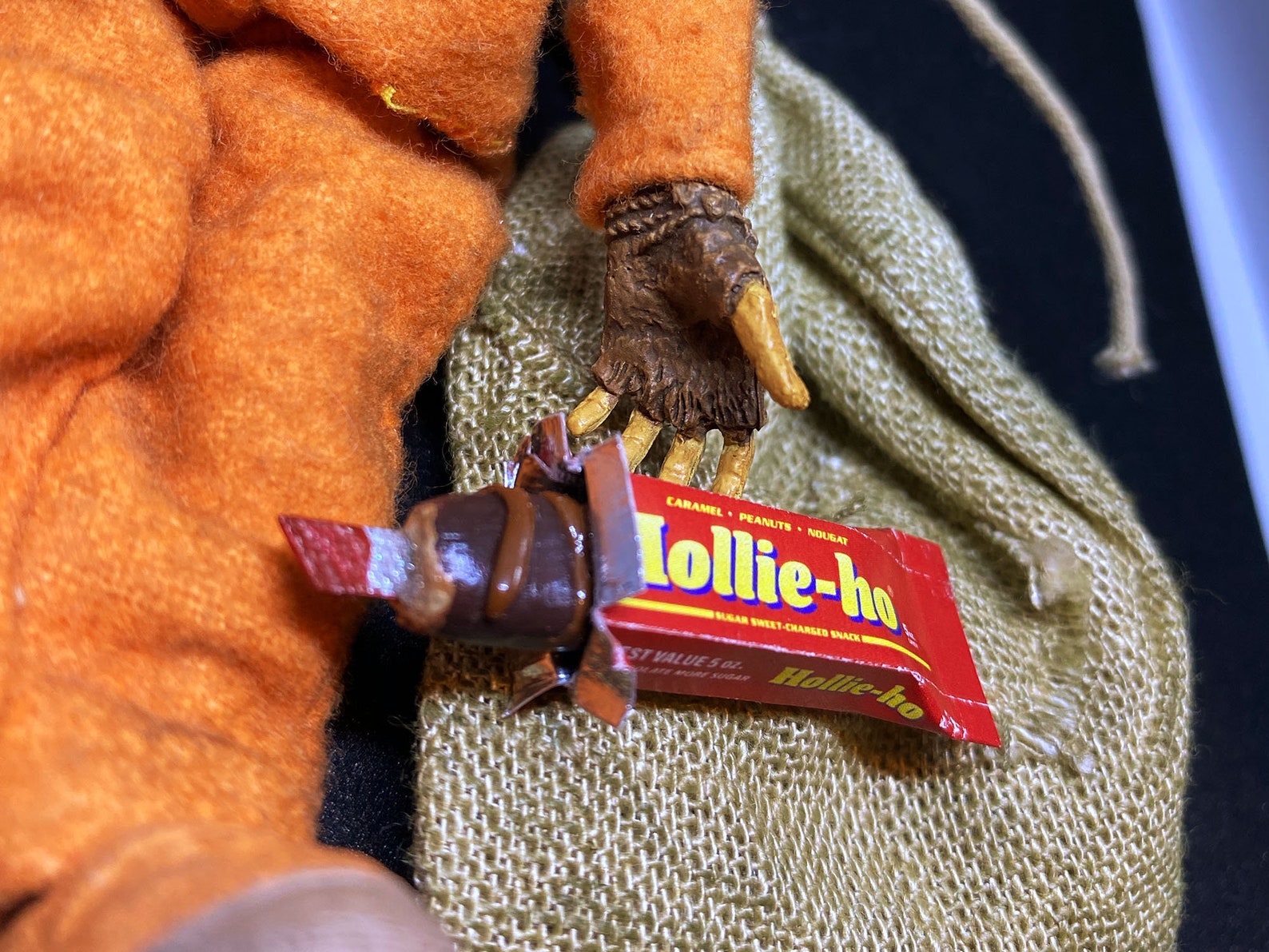 MINIATURE Trick 'r Treat Sam Hollie-Ho Chocolate Razor | Etsy