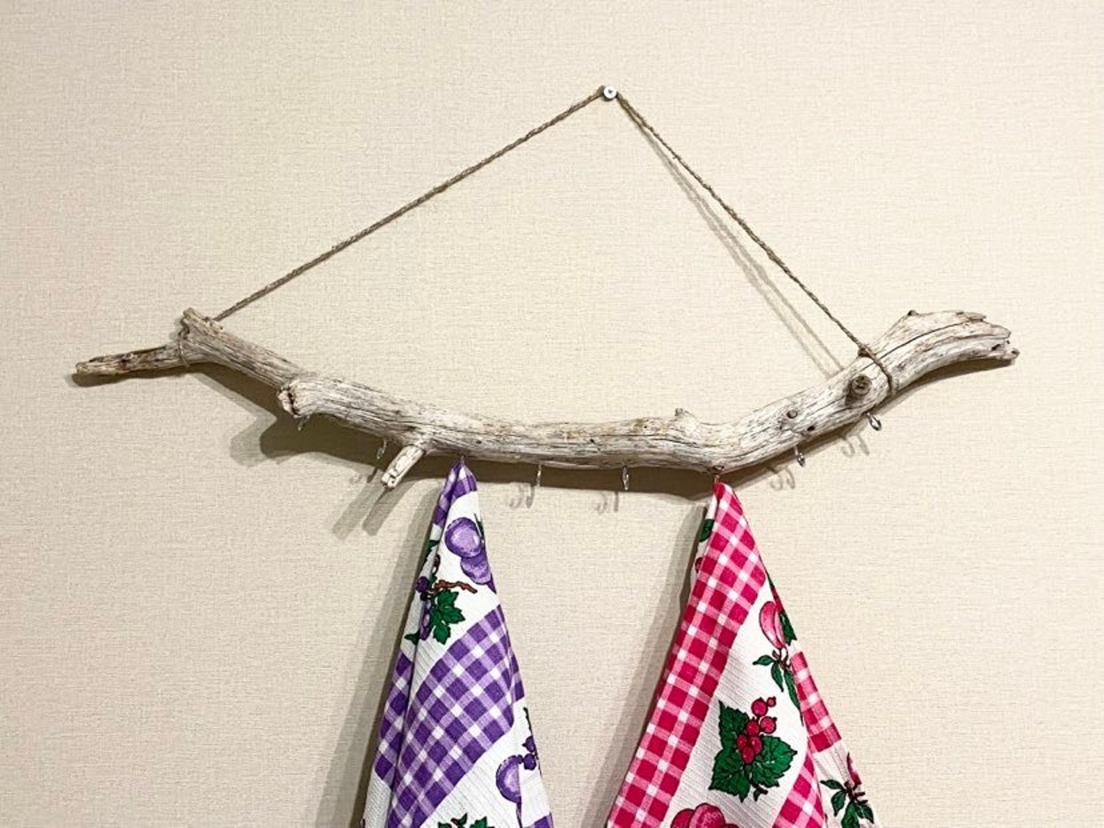 Driftwood Hanger, Beach Themed Towel Rack, Handmade Hanger, Jewelry ...