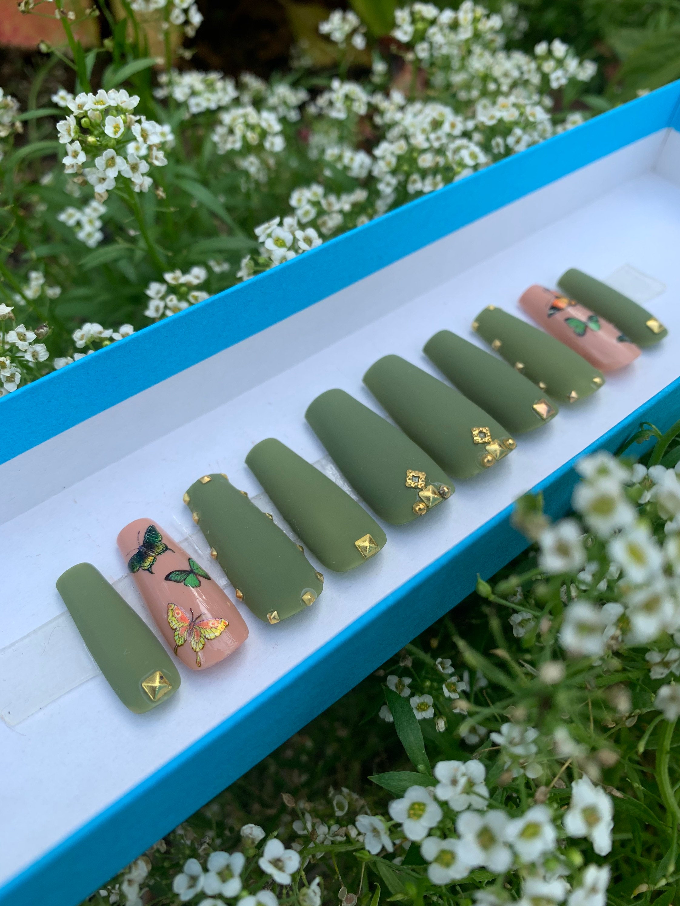 Commander| Coffin Nails|press on Nails| Green Nails|nude Nails| Fall ...