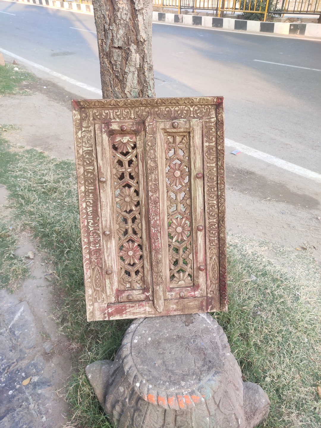 Vintage Wooden Window With Carving and Jali Work/distressed Window ...