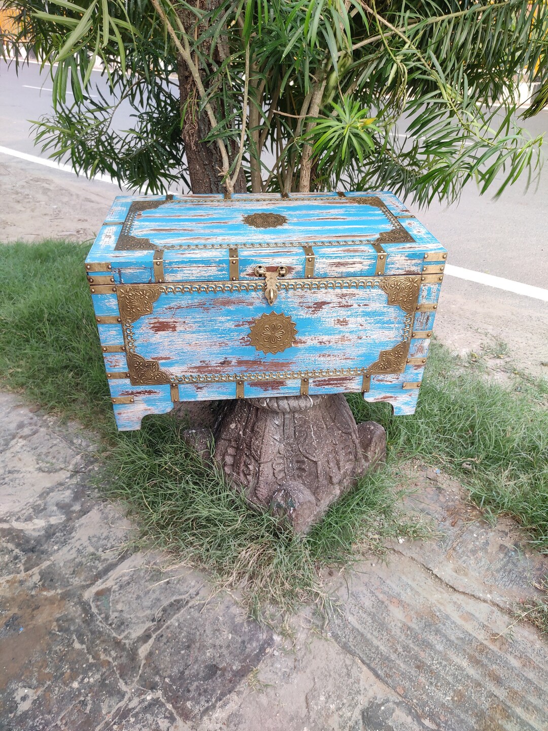 Handmade Distressed Wood Trunk Box, Vintage Metal Work Storage Chest ...