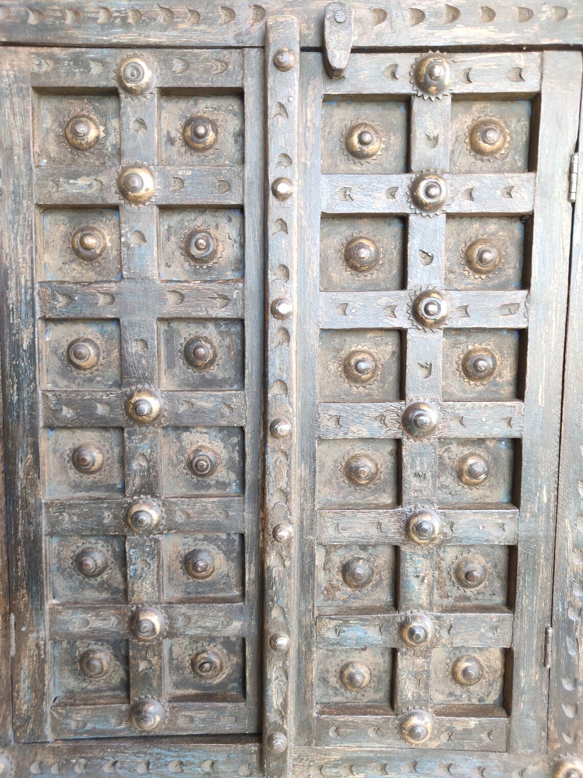 Vintage Wooden Window With Carving and Brass Work/ Distressed Window ...