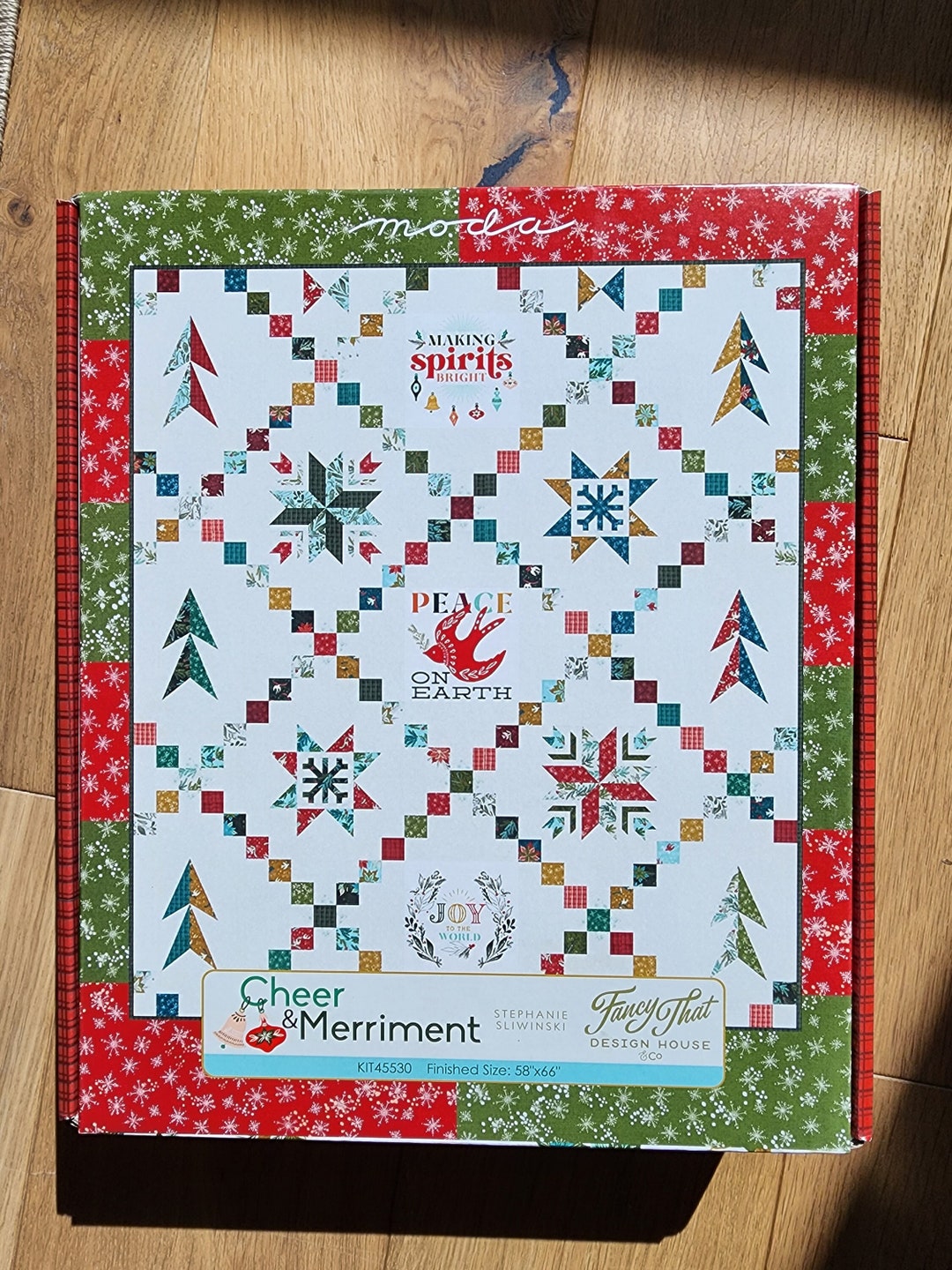 Moda, Cheer & Merriment, Fancy That, Quilt Kit, Christmas Quilt ...