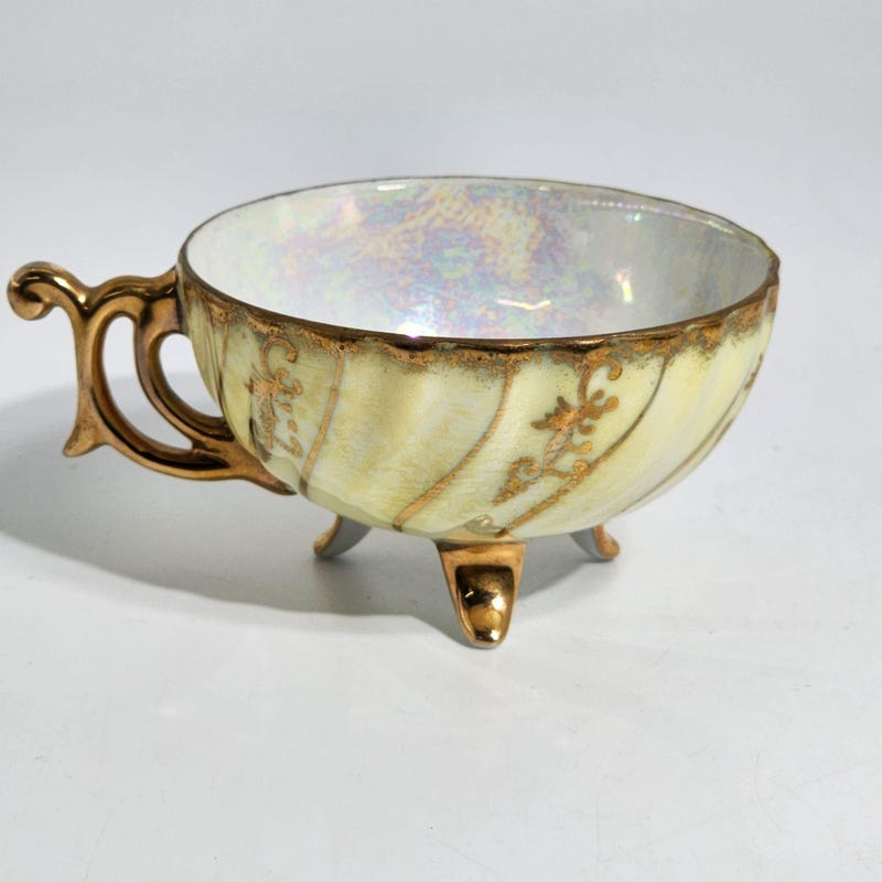 Footed Tea Cups - Etsy