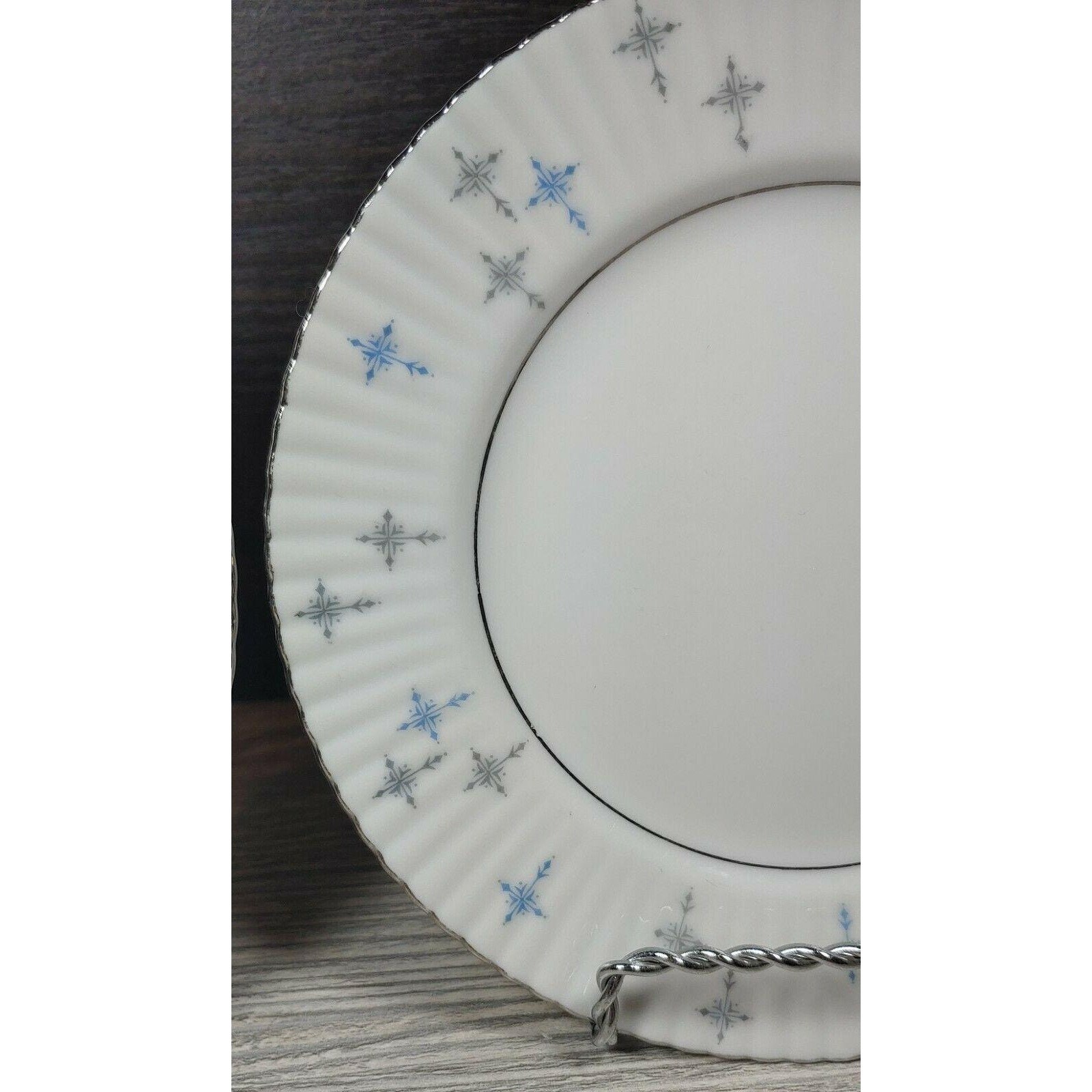 Aurora Silver Falling Stars Plate White Blue Fashion Manor Fine China ...