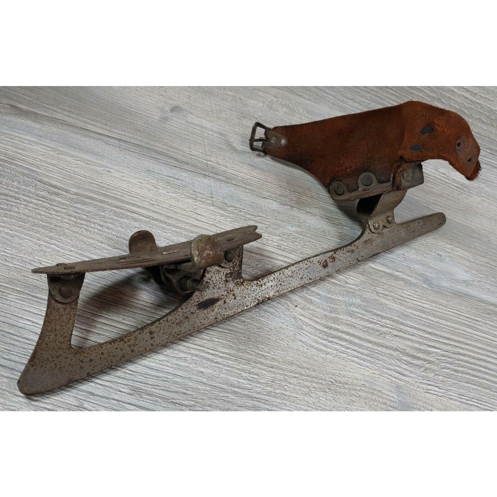 US Hockey 417 Vintage Antique Clamp on Cast Steel Silver Brown Ice ...