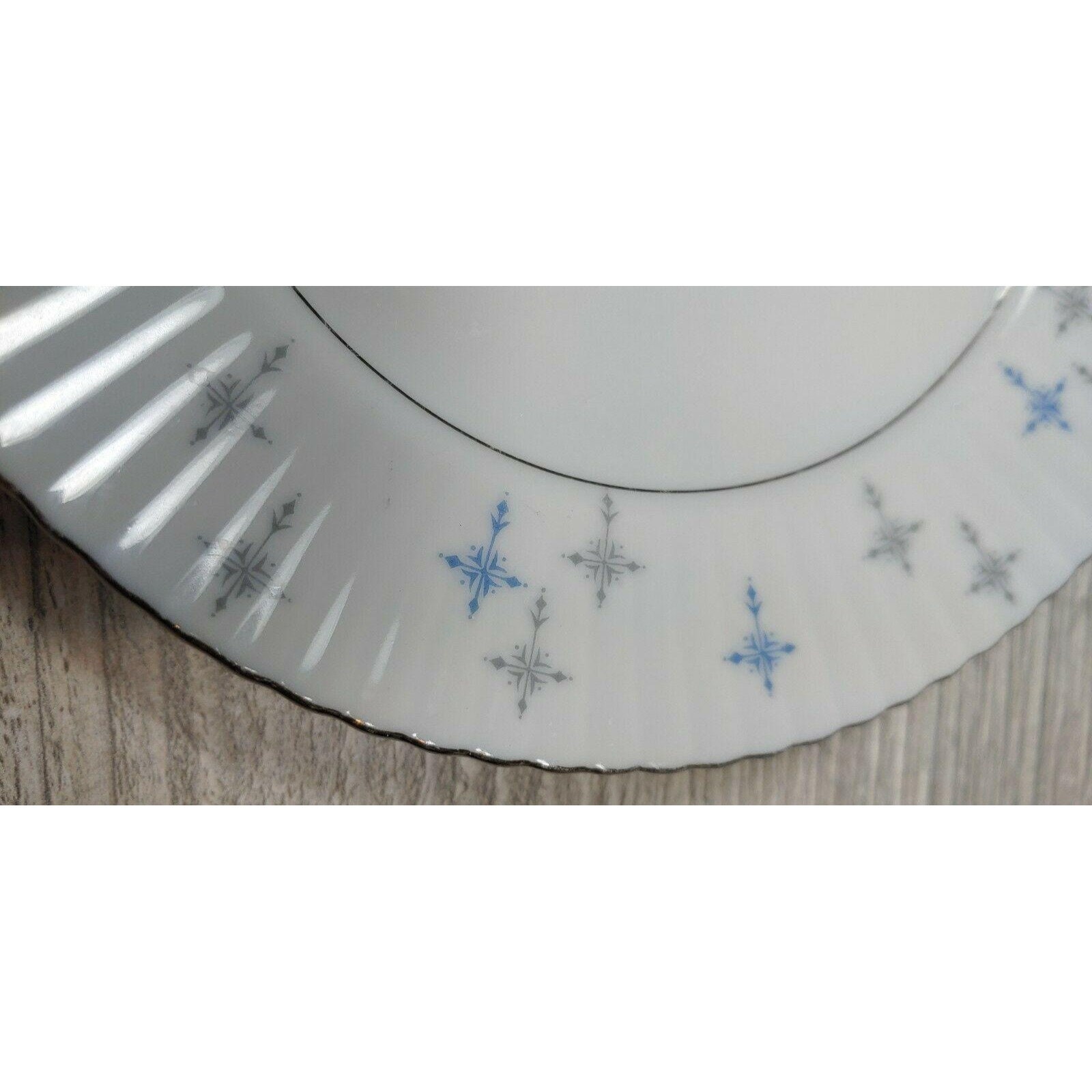 Aurora Silver Falling Stars Plate White Blue Fashion Manor Fine China ...