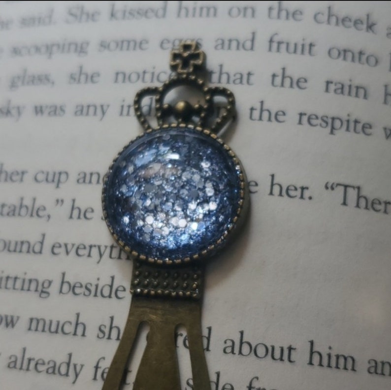 Vintage Royal Blue Crown Style Bookmark, Vintage Style Bookmarks ...