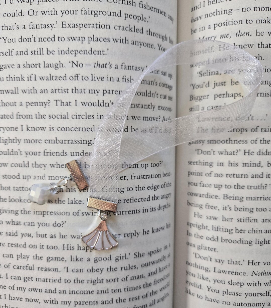 Art Deco Fan Shell Sheer Ribbon Bookmark, Glass Clover Bookmark, Book ...