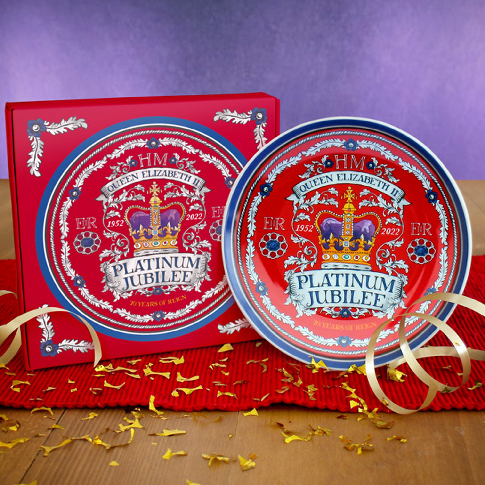 Queen Elizabeth II Platinum Jubilee 2022 Crown Ceramic - Etsy UK