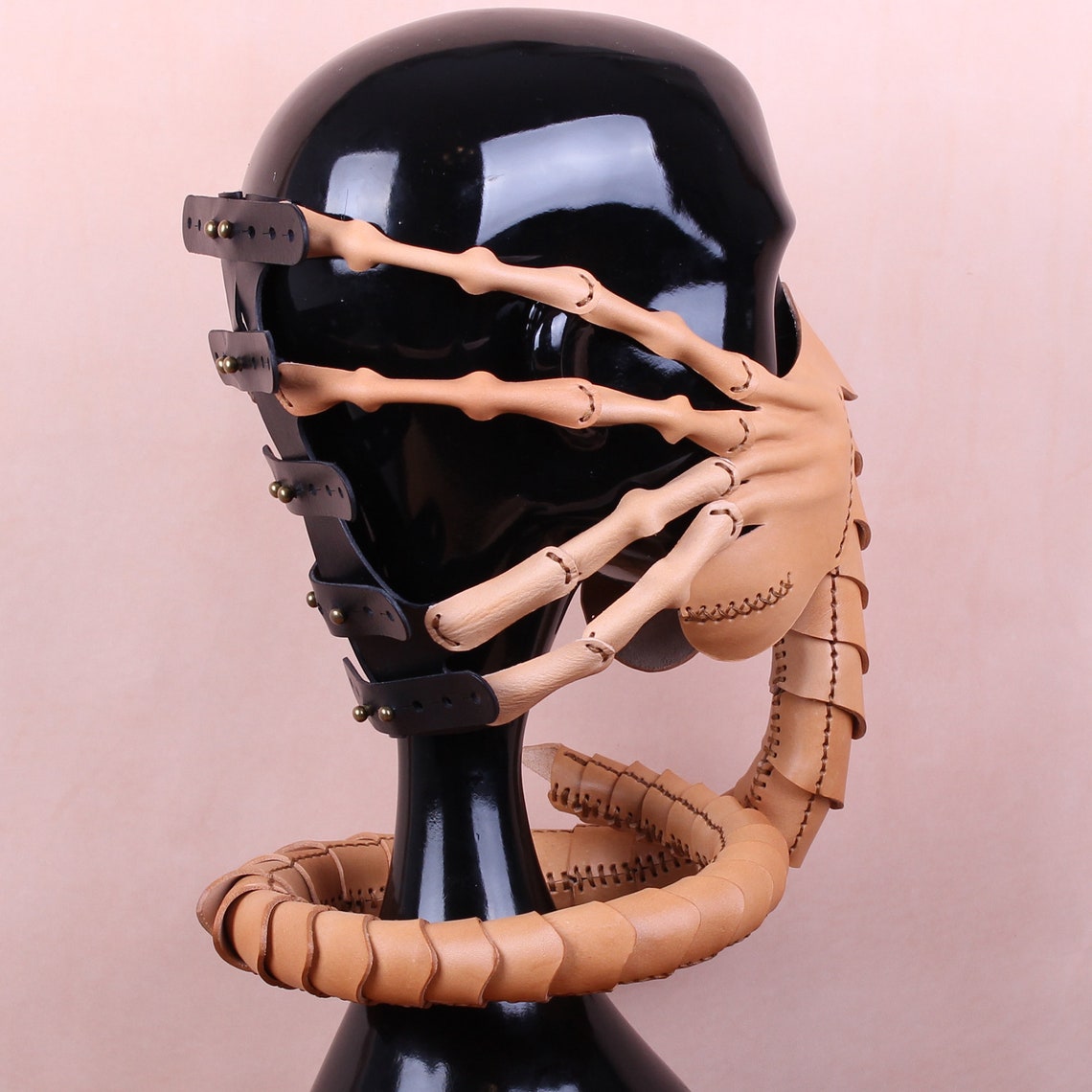 FaceHugger Mask Alien Mask Leather Alien Face hugger mask | Etsy