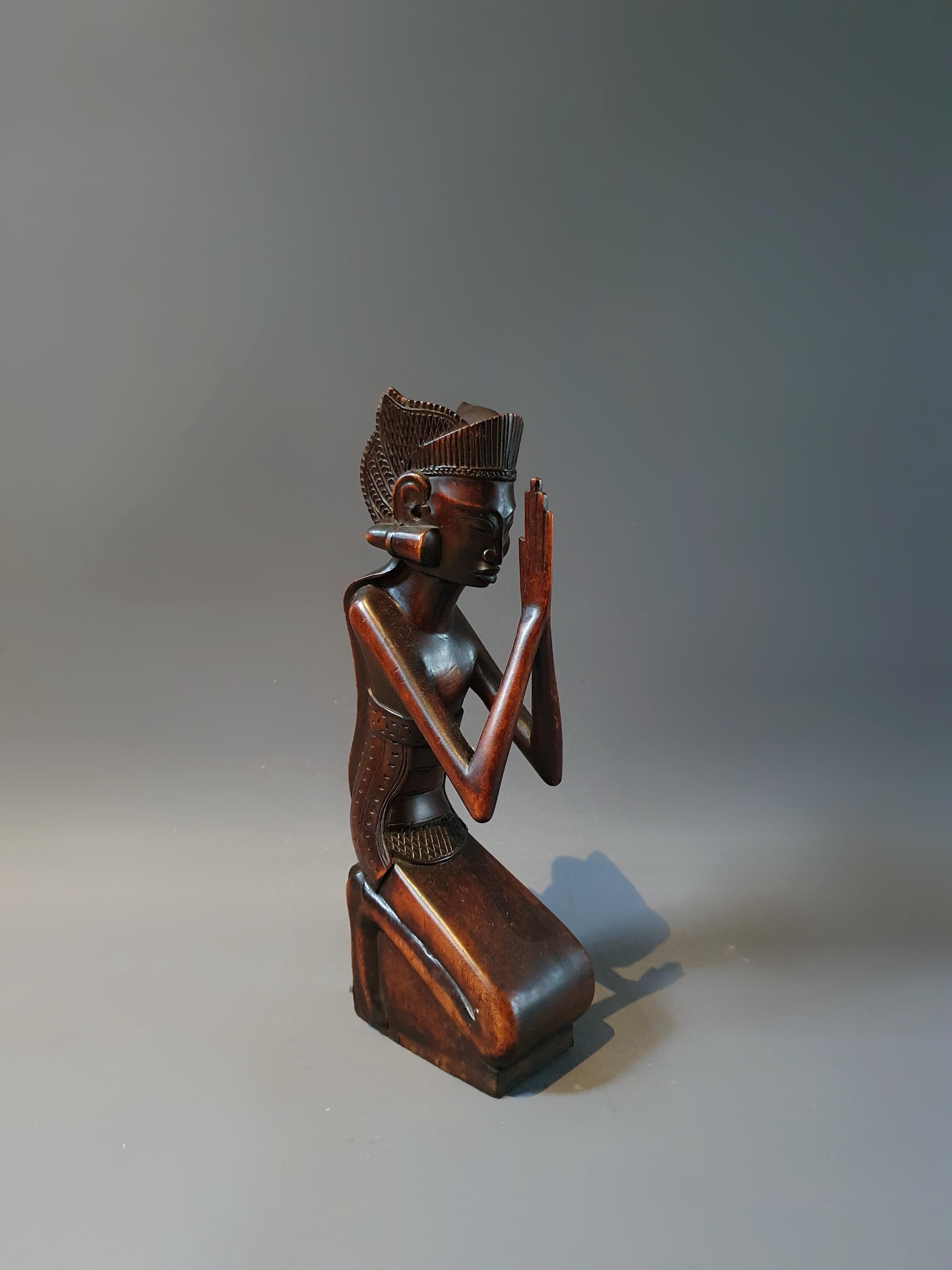 Balinese Art Deco Sculpture Sembahyang Prayer Bali Indonesia Vintage ...