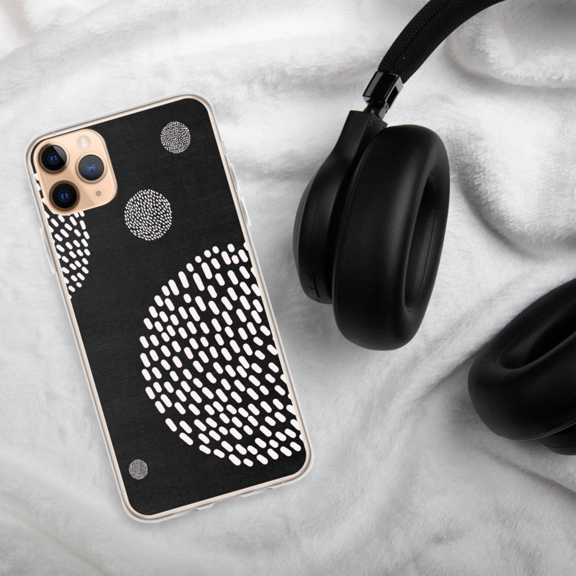 IPhone Case With Black & White, Circle Dotted Design iPhone 11, iPhone ...
