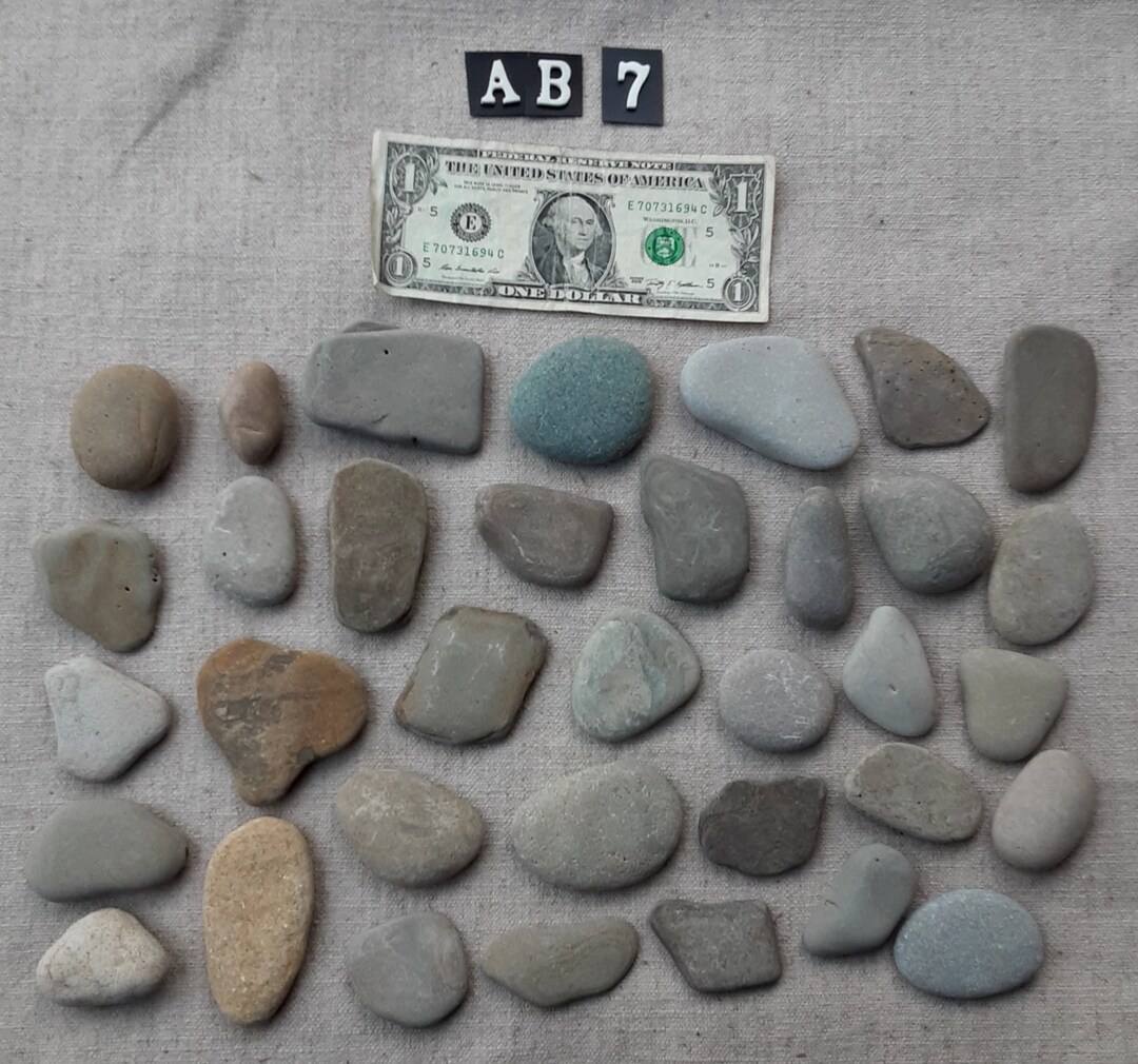 30 Large and Medium Rocks. the Rocks You See Are the Ones - Etsy