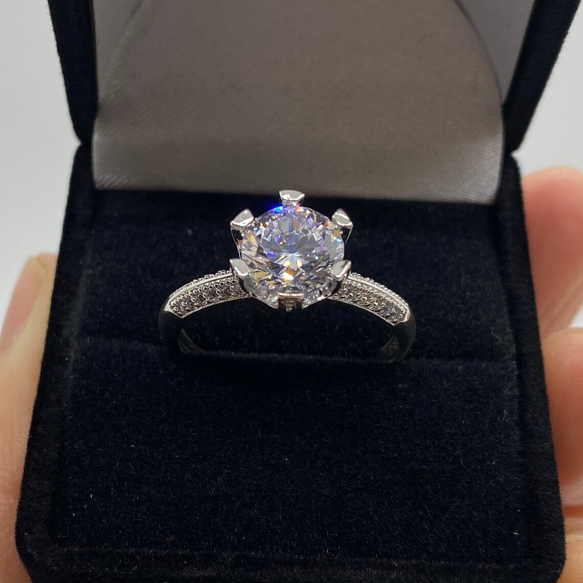 GRA Certified Moissanite Platinum Ring - Etsy